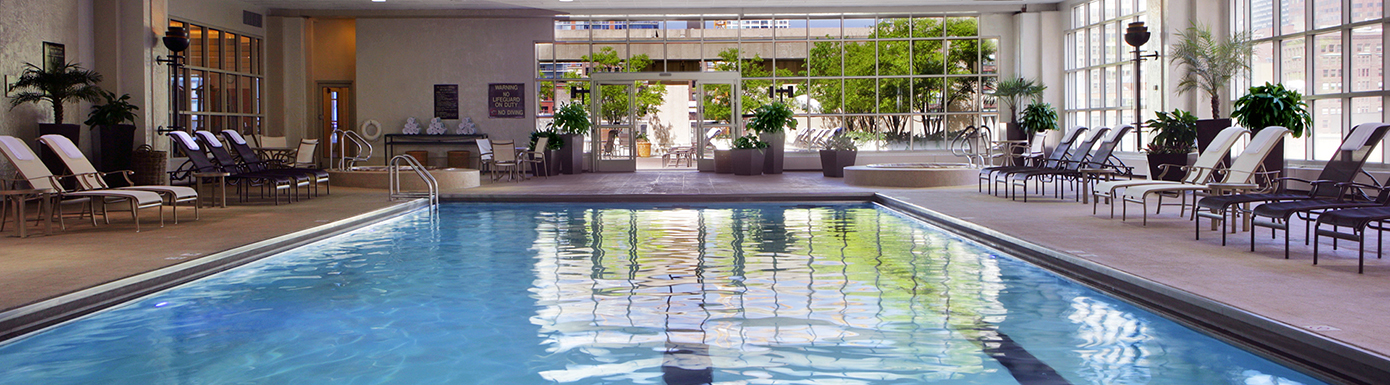 Chicago Hotel with Indoor Pool - Hilton Chicago Athletic Club